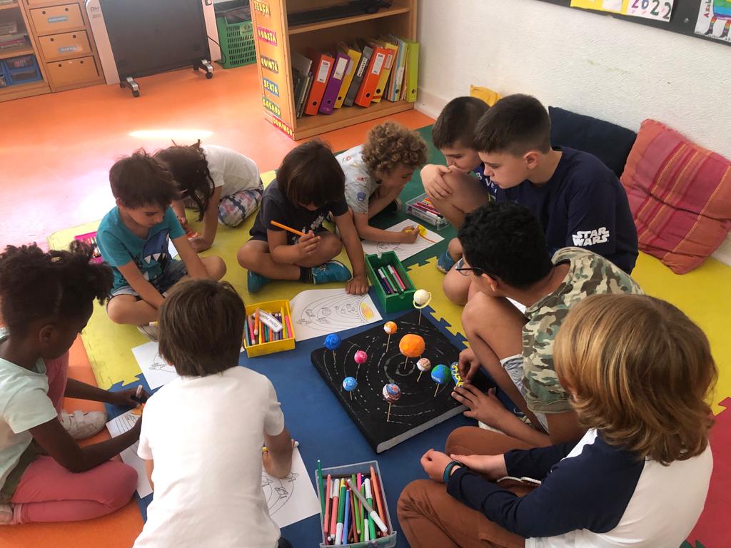 O Sistema Solar foi ao Pré-escolar - Agrupamento de Escolas de Parede